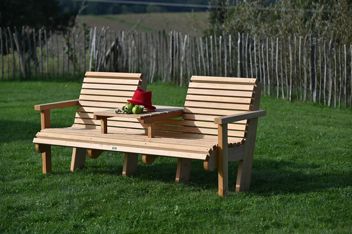 Hausbank: Abendsonne mit Tisch | Tischlerei SilberHolz