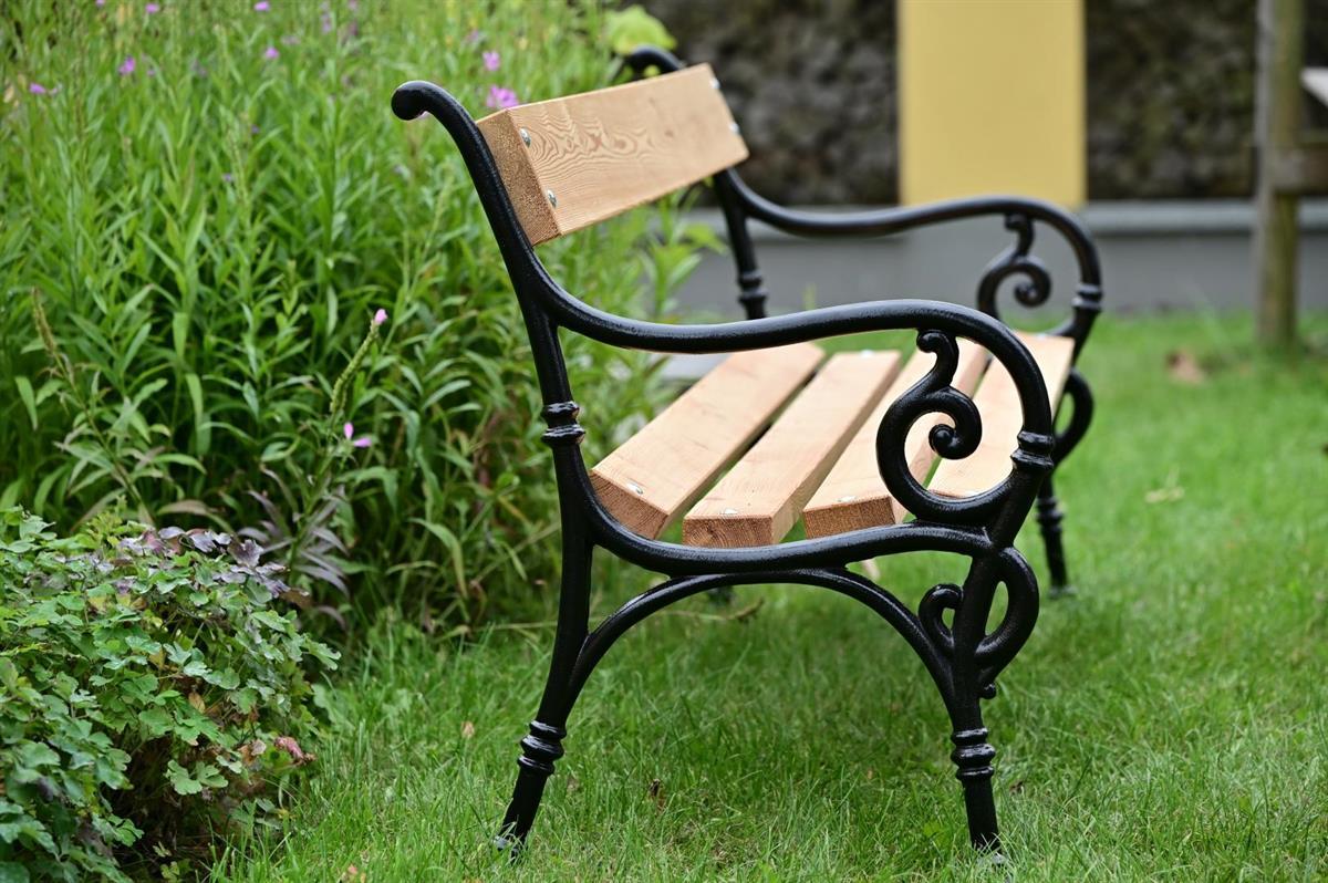 Schönbrunner Gartenbank, Fichte lasiert | Tischlerei SilberHolz